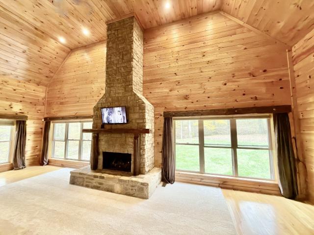 12112 Paw Springs Rd