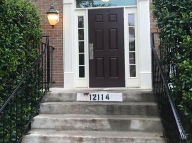 12114 Greenway Ct #101 Fairfax, VA 22033