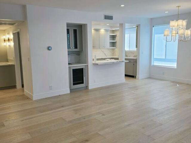 12115 San Vicente Boulevard 315