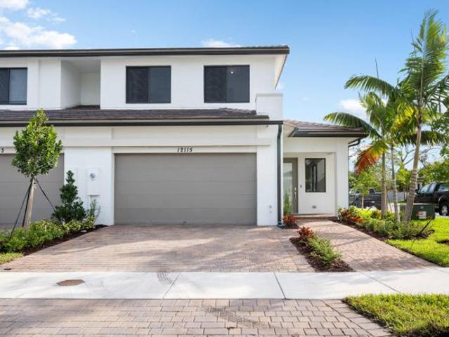 12115 SW 83 Pl, Miami, FL 33156