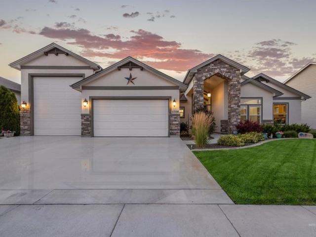 12116 W Hiddenlake St, Star, ID 83669