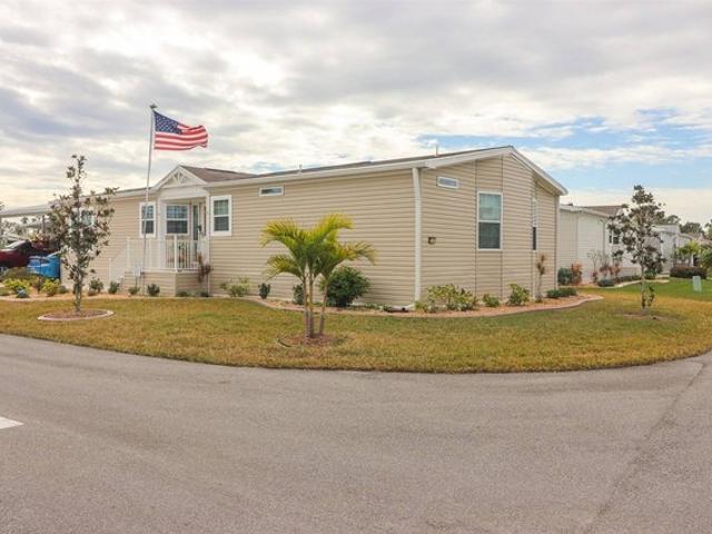 12116 SW County Rd 769 Unit 106, Lake Suzy, FL 34269