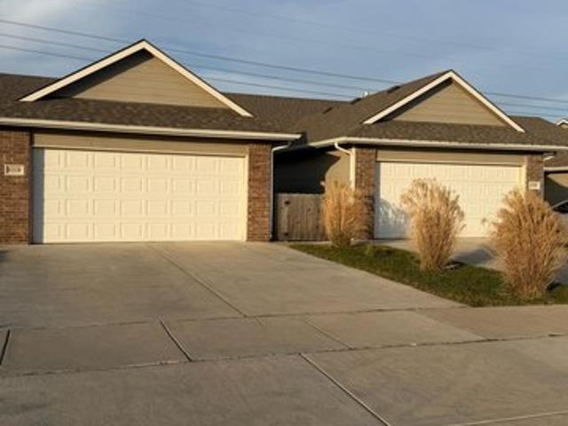 12118 12 W 33rd St N, Wichita, KS 67205