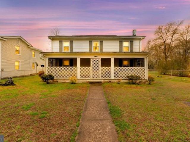 12118 Guinea Dr, Woodford, VA 22580