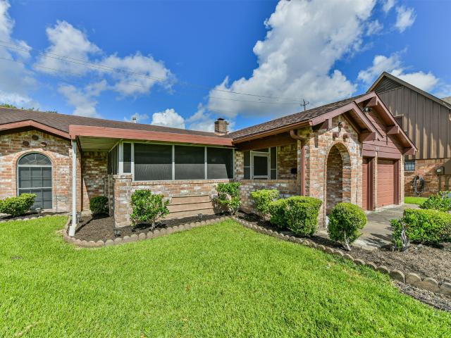 12118 Kirkholm Drive