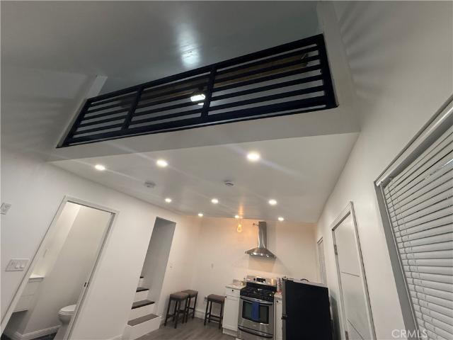 12119 Bambi Pl, Granada Hills, CA 91344 | MLS #SR26078 | Compass