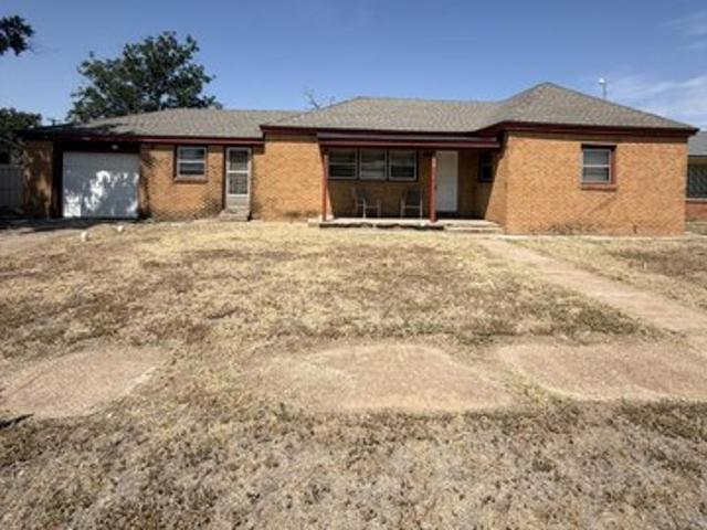 1211 Main Ave, Ralls, TX 79357
