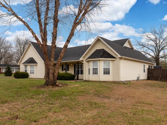 1211 Mockingbird Lane