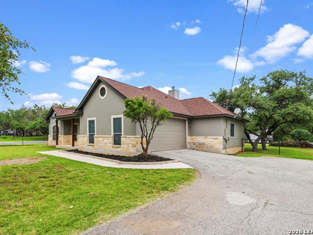 1211 Mossy Hollow