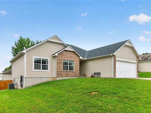 1211 NW Baytree Drive