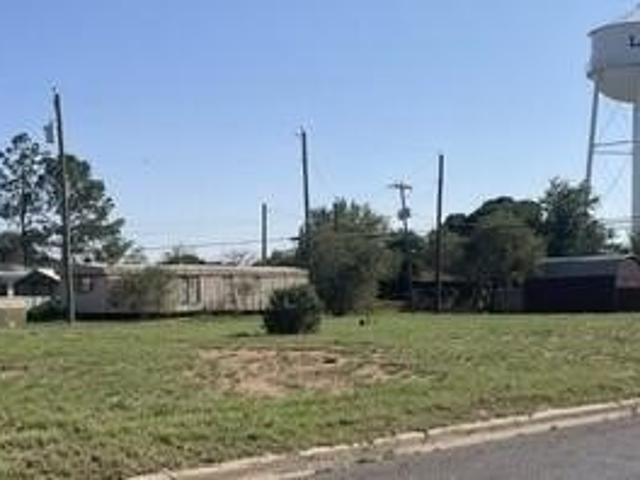 1211 N 7th St, Lamesa, TX 79331