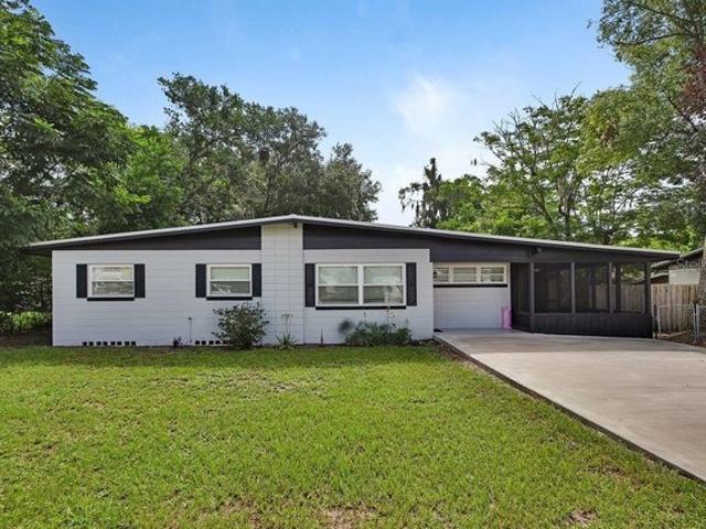 1211 N Boston Ave, Deland, FL 32724