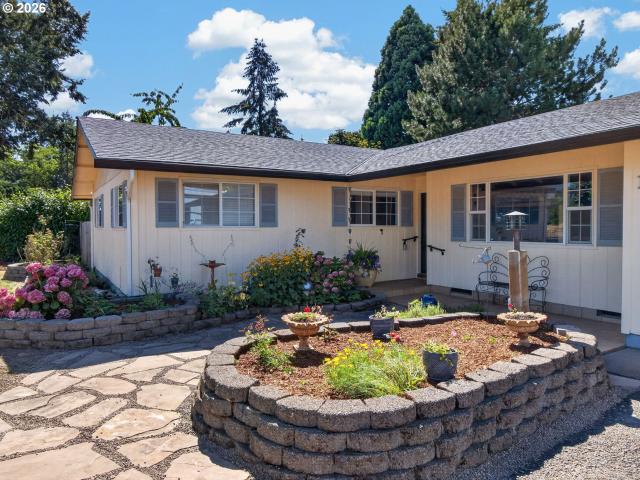 1211 n sitka ave