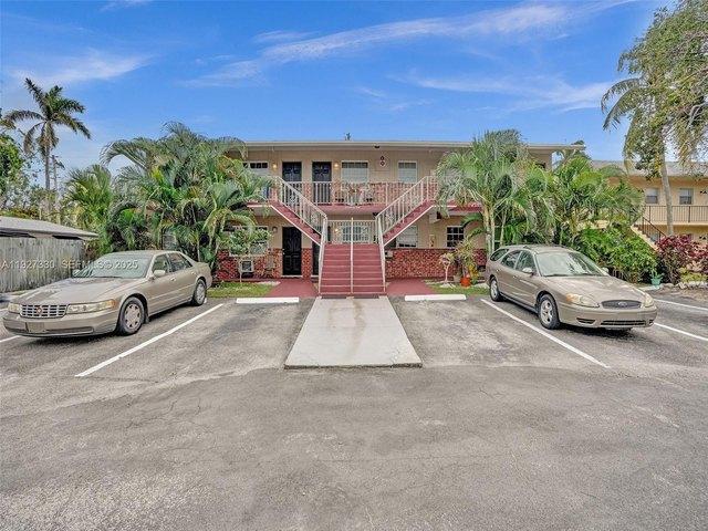 1211 NE 23rd Ave, Pompano Beach, FL 33062