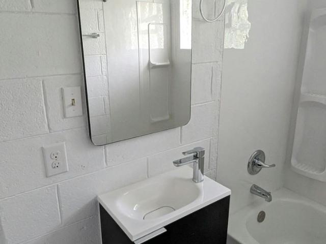 1211 North Driver Street, Unit 1209 2 Bedroom Condo for Rent at 1211 N Driver St #1209, Durham, NC 27701 East Durham