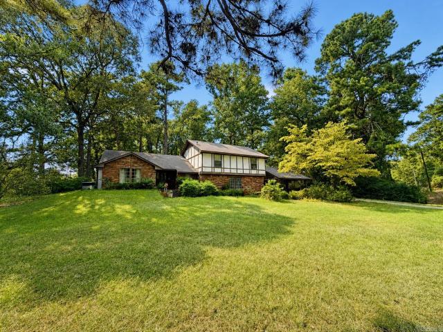 1211 Buck Wright Road