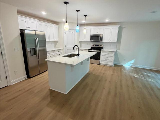 1211 Brecken Court