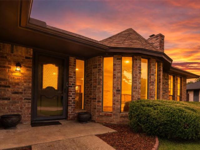 1211 Brookfield Lane