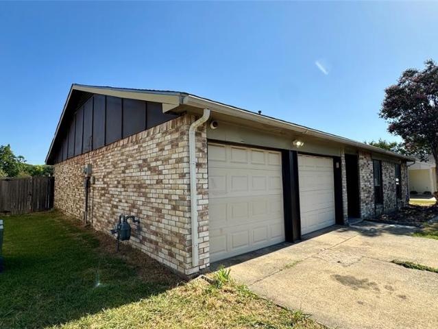 1211 Brush Creek Drive