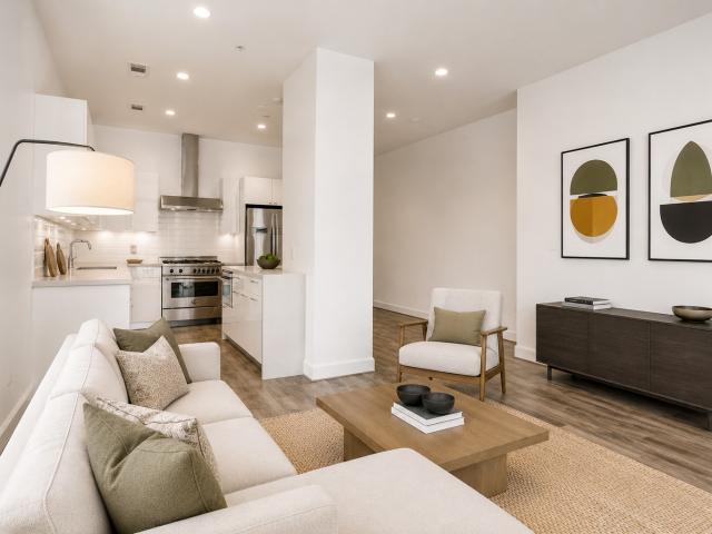 1211 Caroline Street 1408