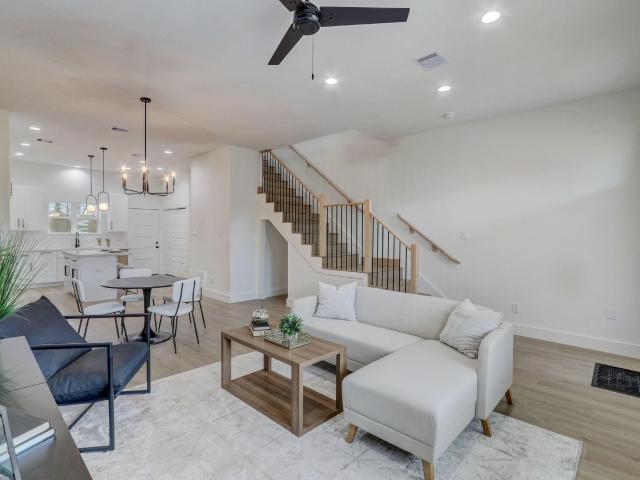 1211 Dewalt Street