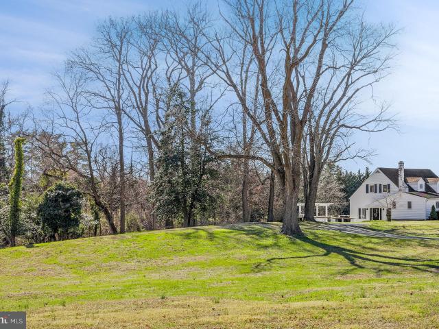1211 Dixona Dr, Edgewater, MD 21037 | MLS #MDAA2140