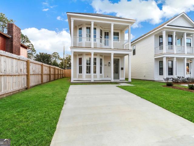 1211 E 34th Street