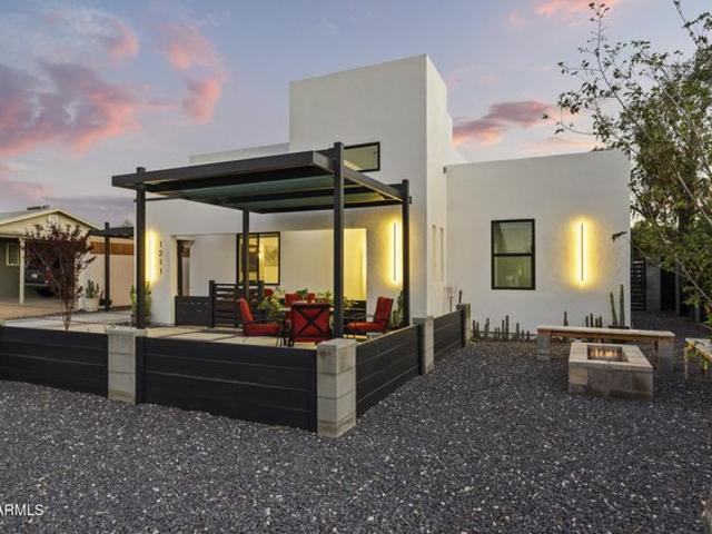 1211 E Hayward Ave, Phoenix, AZ 85020