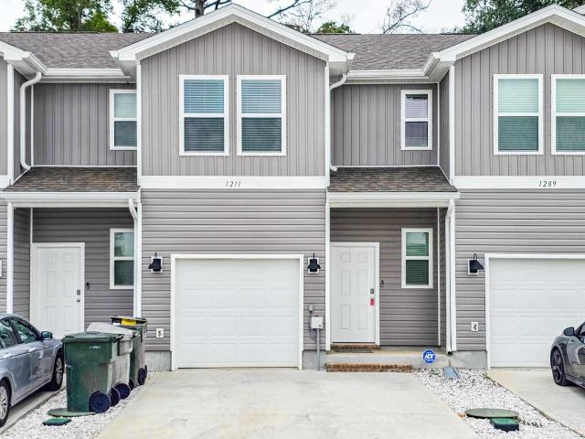 1211 Fairchild Village Dr, Pensacola, FL 32504 | MLS #678302 | Compass