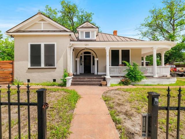 1211 Guadalupe St, San Antonio, TX 78207