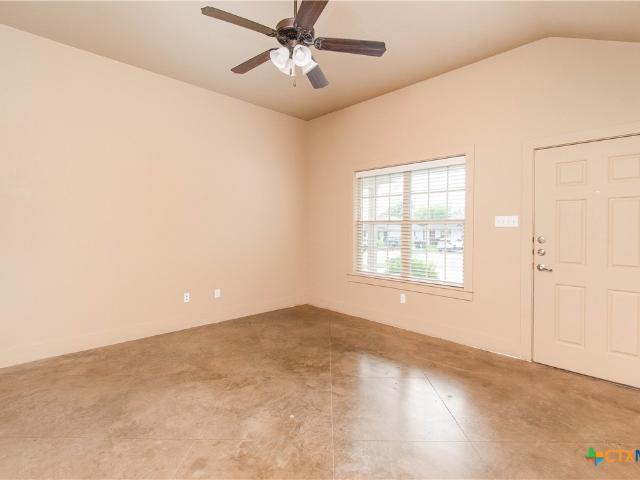 1211 Honor Lane