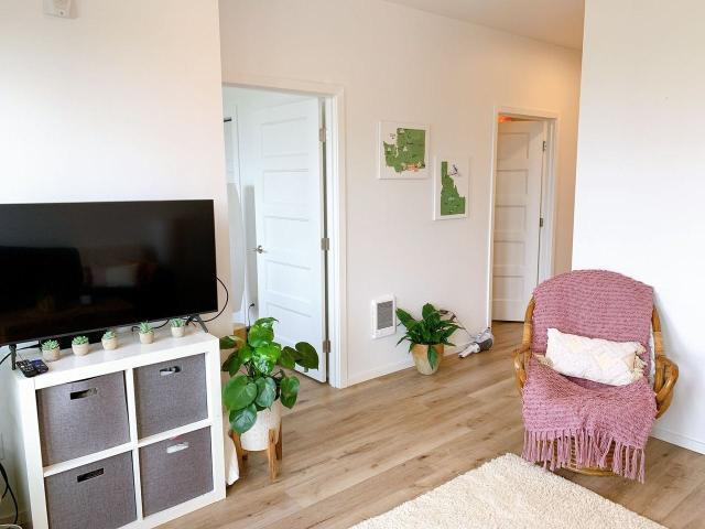 1211 Jersey St 2 Bedroom Apartment for Rent at 1211 Jersey St, Bellingham, WA 98225 Sehome