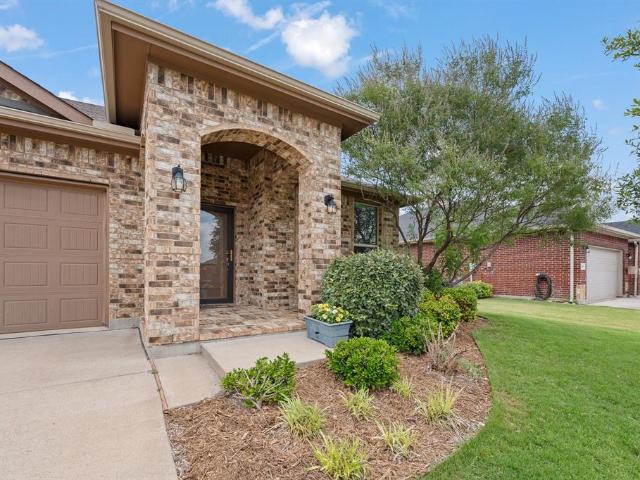 1211 Larkspur Lane