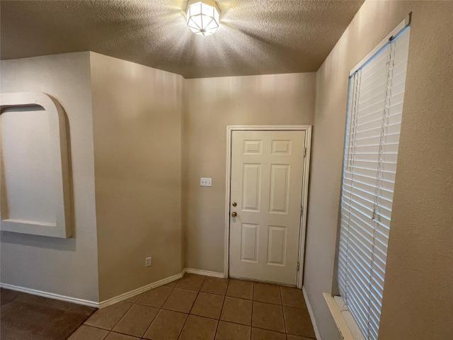 1211 Peyton Pl