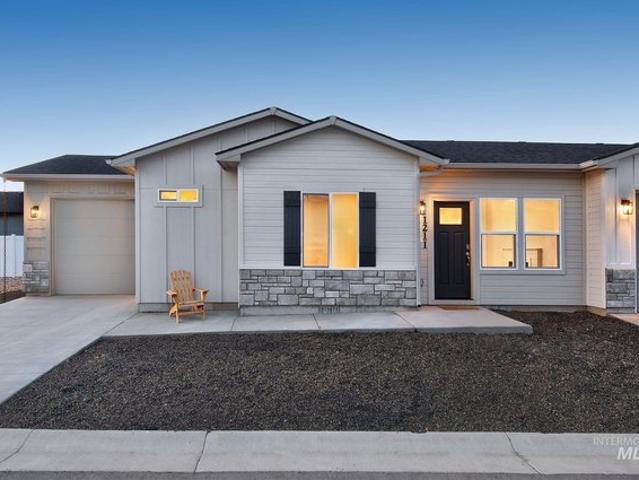 1211 Phillips Cir, Ontario, OR 97914