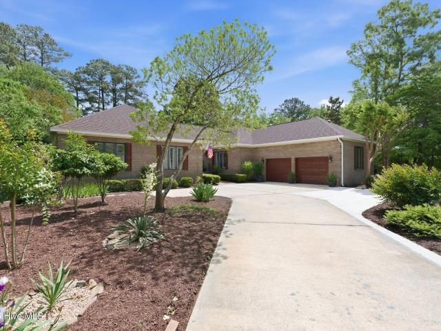 1211 Pine Valley Drive