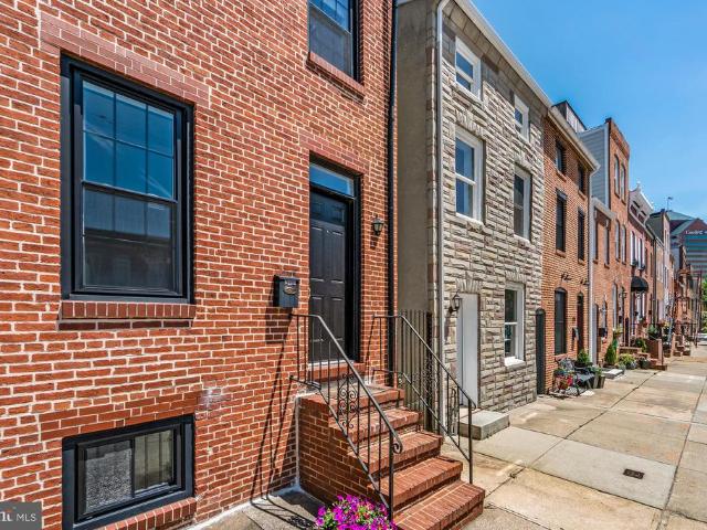 1211 S Clinton Street