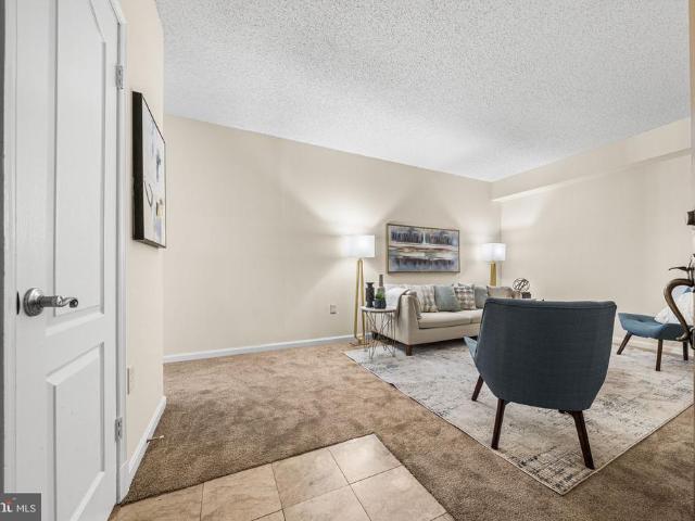 1211 S Eads Street # 1305