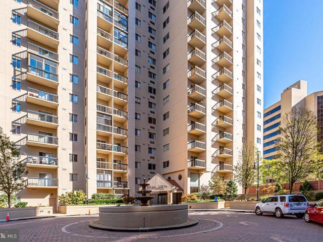 1211 S Eads Street # 1704