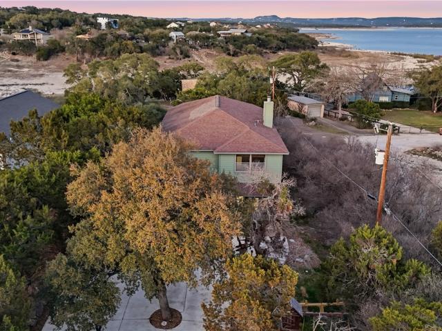 1211 Sherwood Drive