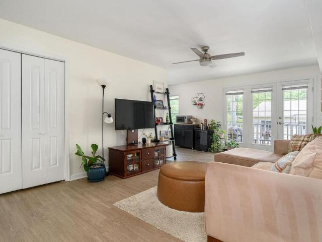 1211 Villa Ln # E