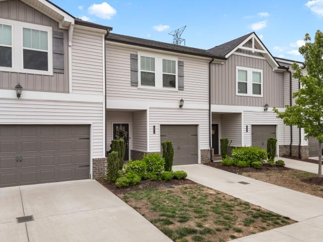 1211 W End Station Dr