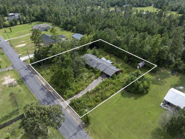 1211 W Kingston Sq, Lake Charles, LA 70611