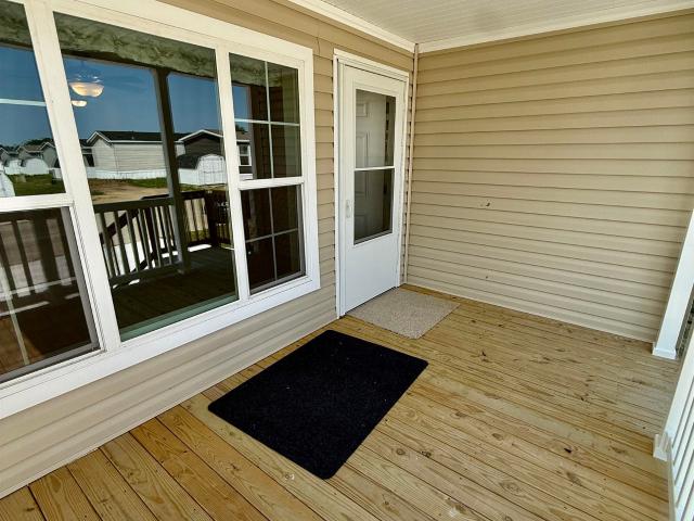 1211 Wellington