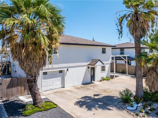 1211 Whispering Sands St, Port Aransas, TX 78373