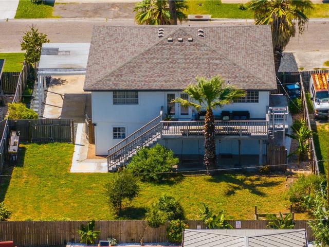 1211 Whispering Sands Street