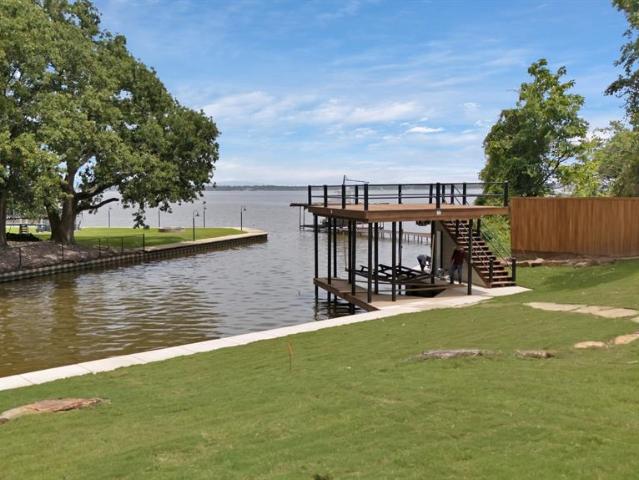 1211 Woodcrest Drive