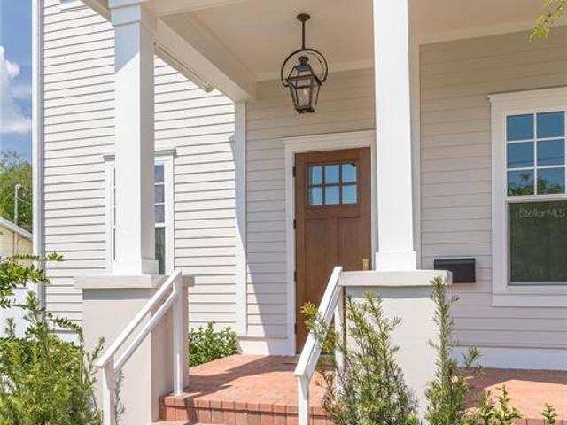 1211 35th Ave N, St. Petersburg, FL 33704 | MLS #TB8419 | Compass