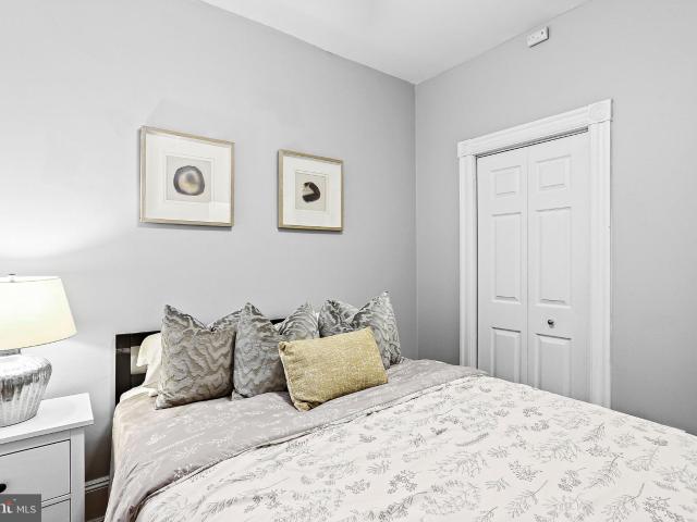 1211 33rd St NW, Unit 1, Washington, DC 20007 | MLS #DCDC2271