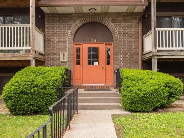 1211 48th Ave Apt 26, East Moline, IL 61244